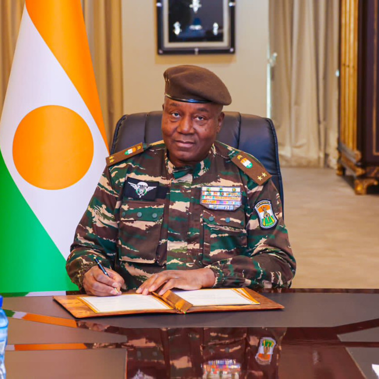 NIGER :: NIGERIAN HEAD OF STATE CALLS FOR REPAYMENT OF FRENCH LOOTTING ...